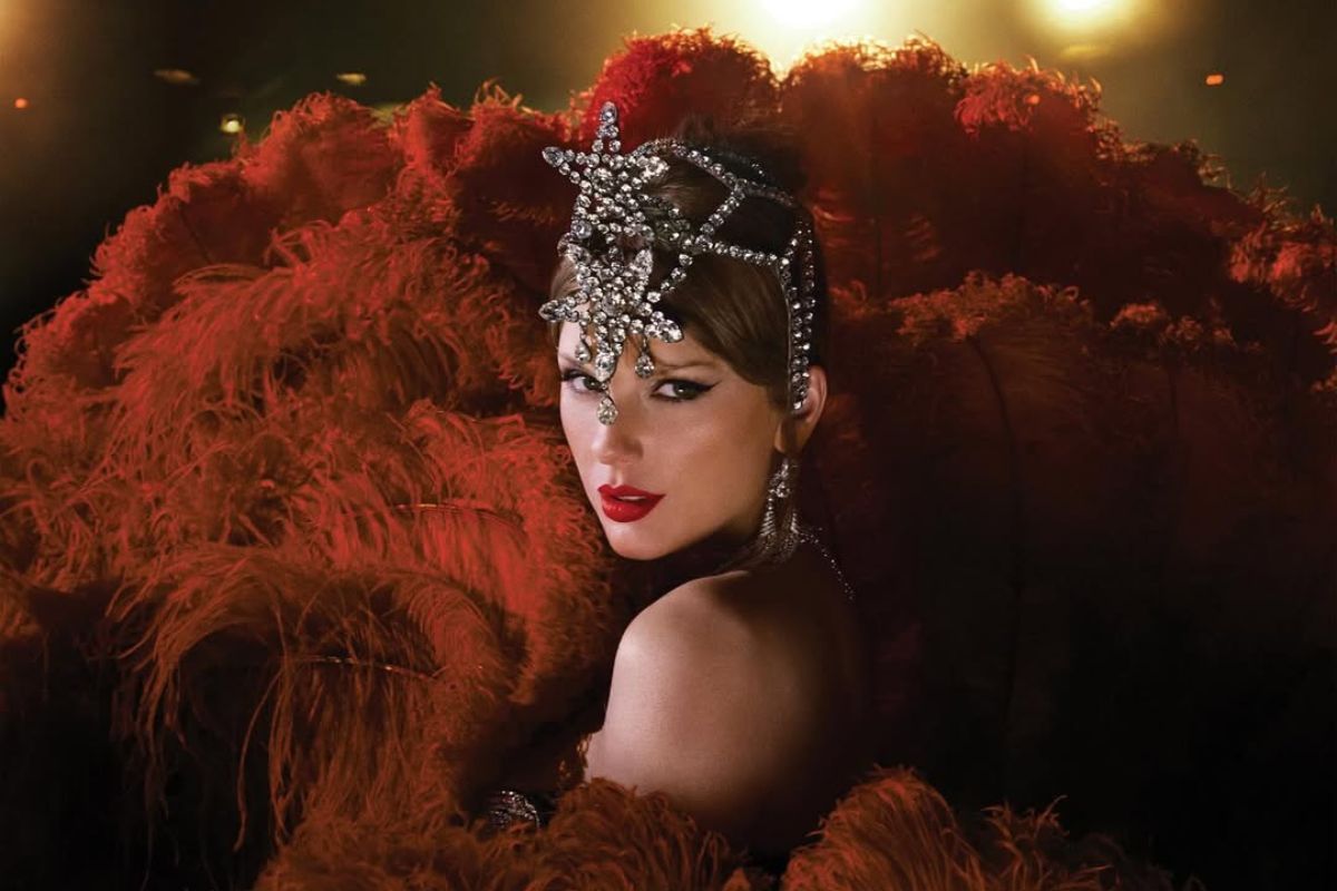 Taylor Swift Senggol Real Madrid di Lagu 'Wish List' dari Album Anyar ...