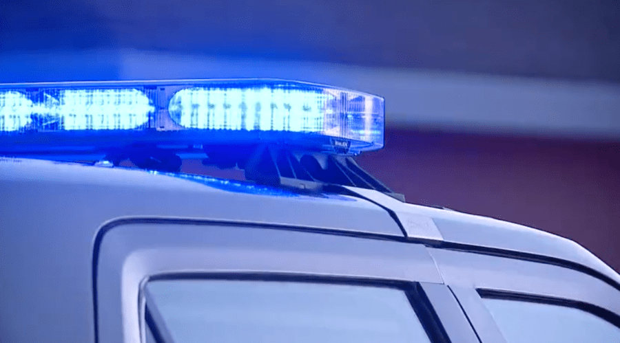 Roseville resident discovers dead person in front yard, investigation ...