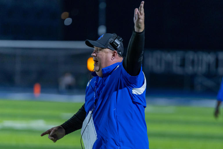 Ambridge officially hires Ellwood City football head coach Dan Bradley