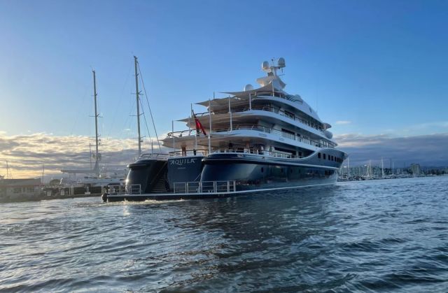 Onlooker sparks outrage with photo of $620 million superyacht docked in ...