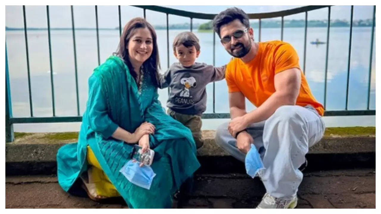Dipika Kakkar and Shoiab Ibrahim's son Ruhaan leaves them in splits of ...