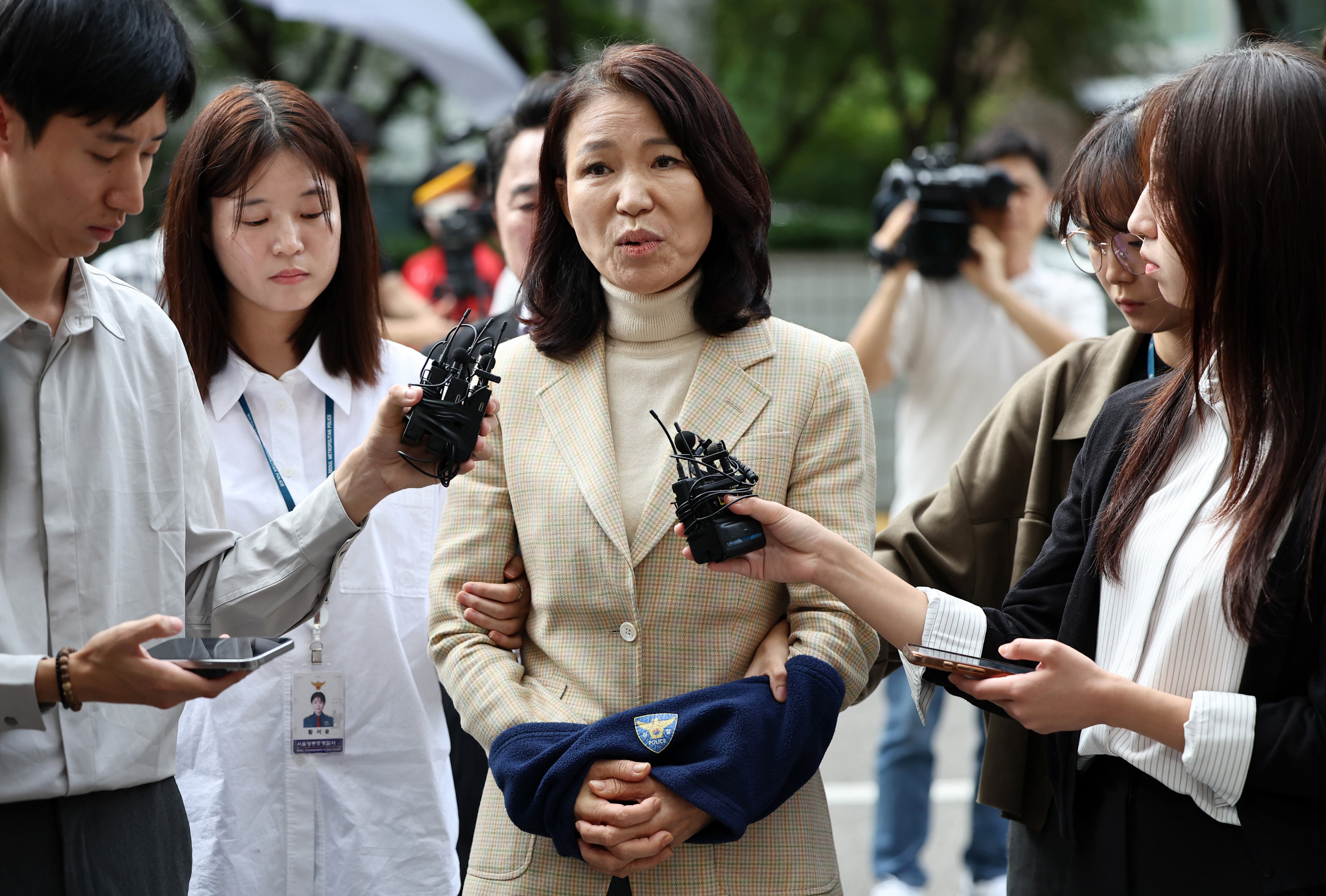Lee Jin-sook Challenges Arrest Legality, Questions President Lee Jae ...