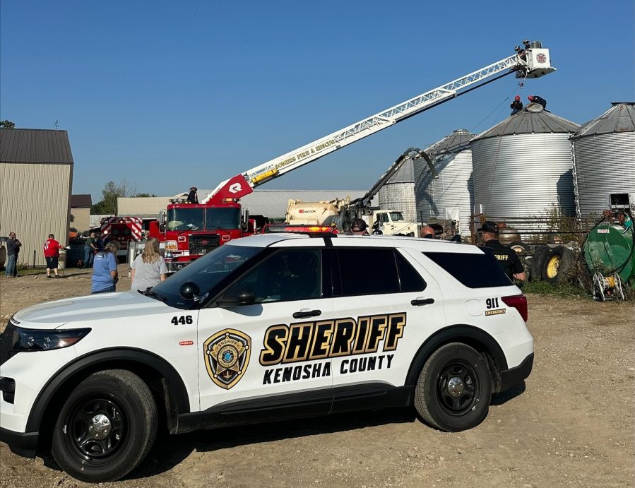 18 agencies called in to rescue Wisconsin man stuck in soybean silo