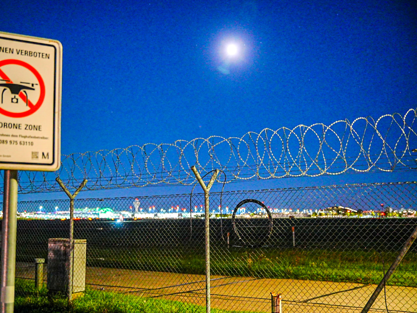 Flughafen München stellt wegen möglicher Drohnen Betrieb ein