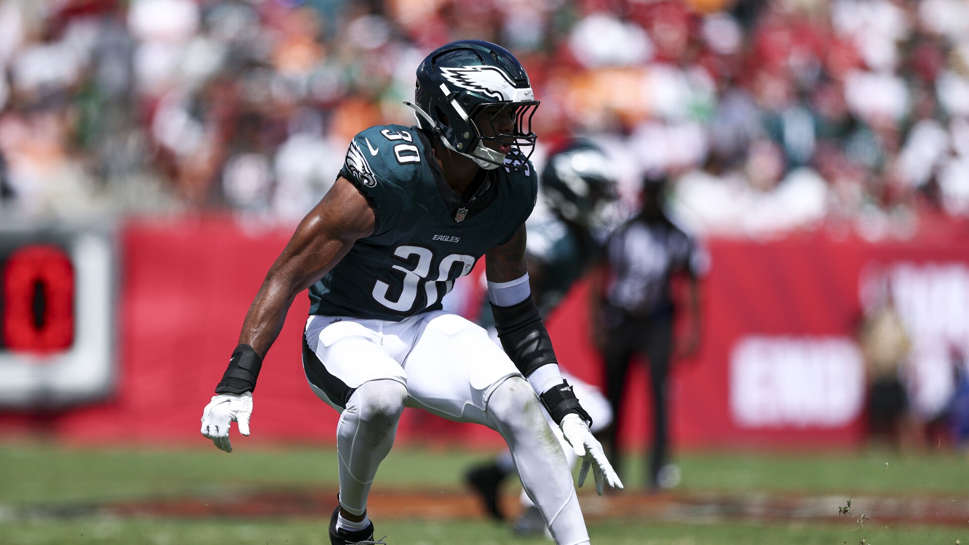 Eagles LB Jihaad Campbell didn't practice Friday, set to play Sunday