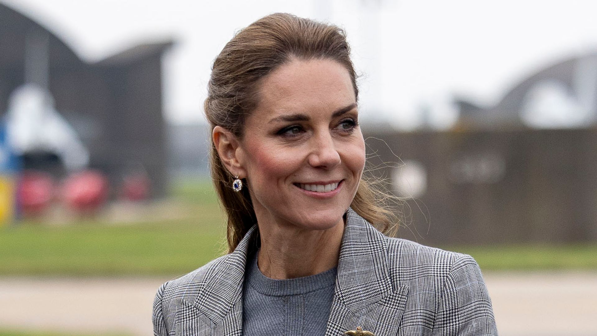 Princess Kate just made the 'royal twist' hairstyle cool again - and we ...