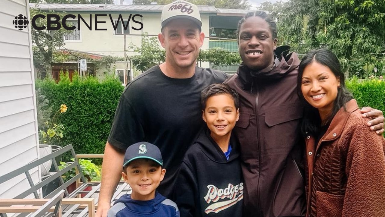 Family unexpectedly hosts singer Daniel Caesar ahead of surprise show ...