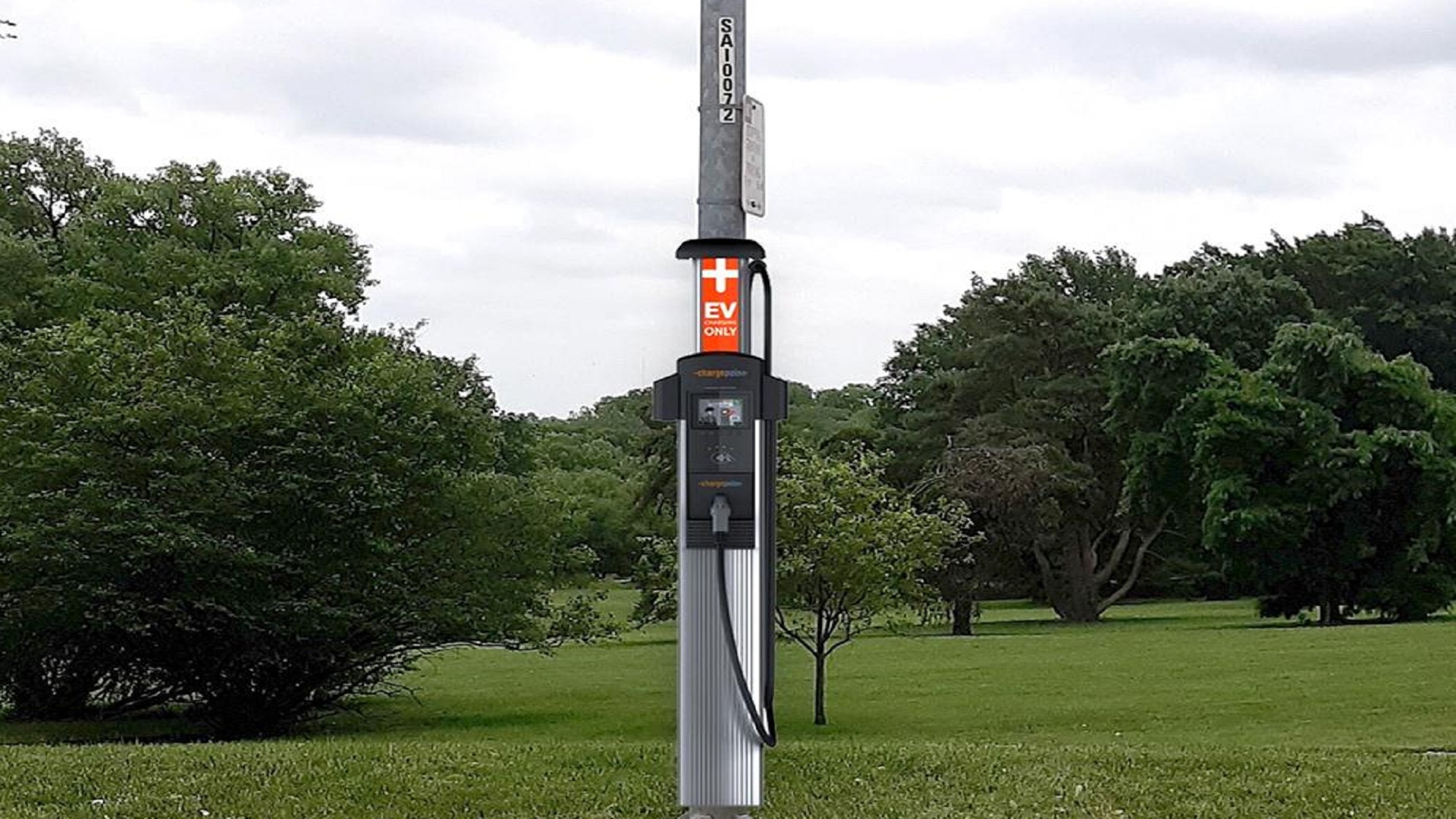 US researchers retrofit streetlights into EV chargers in cost-effective ...