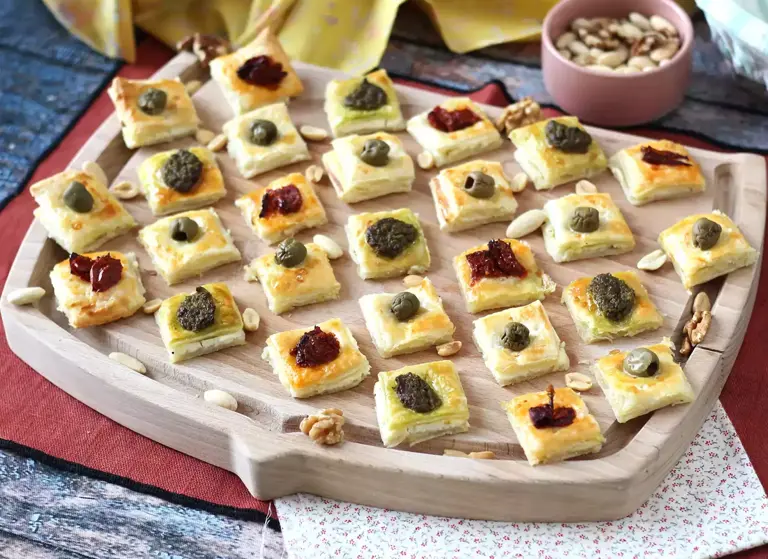 Quick and easy puff pastry bites for a successful aperitif!