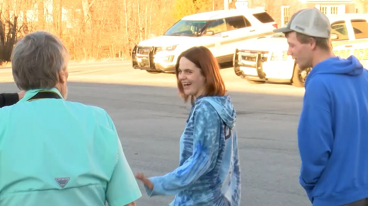 Elkmont woman honored for saving woman’s life in 2024