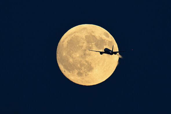 How to watch October's Harvest Moon this week just in time for spooky ...
