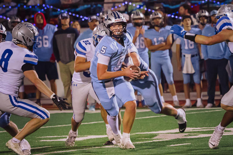 Great Falls High football knocks off Helena High in first round of playoffs