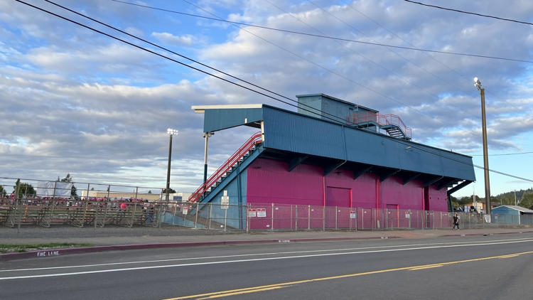 Small town of Lebanon rallies behind magenta makeover in push to ...