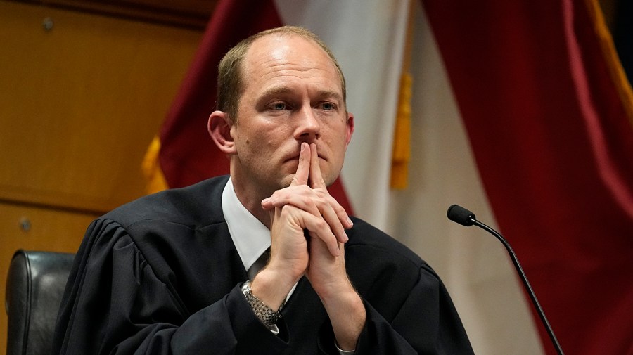 Judge sets 14-day deadline for new prosecutor in Trump Georgia case or ...