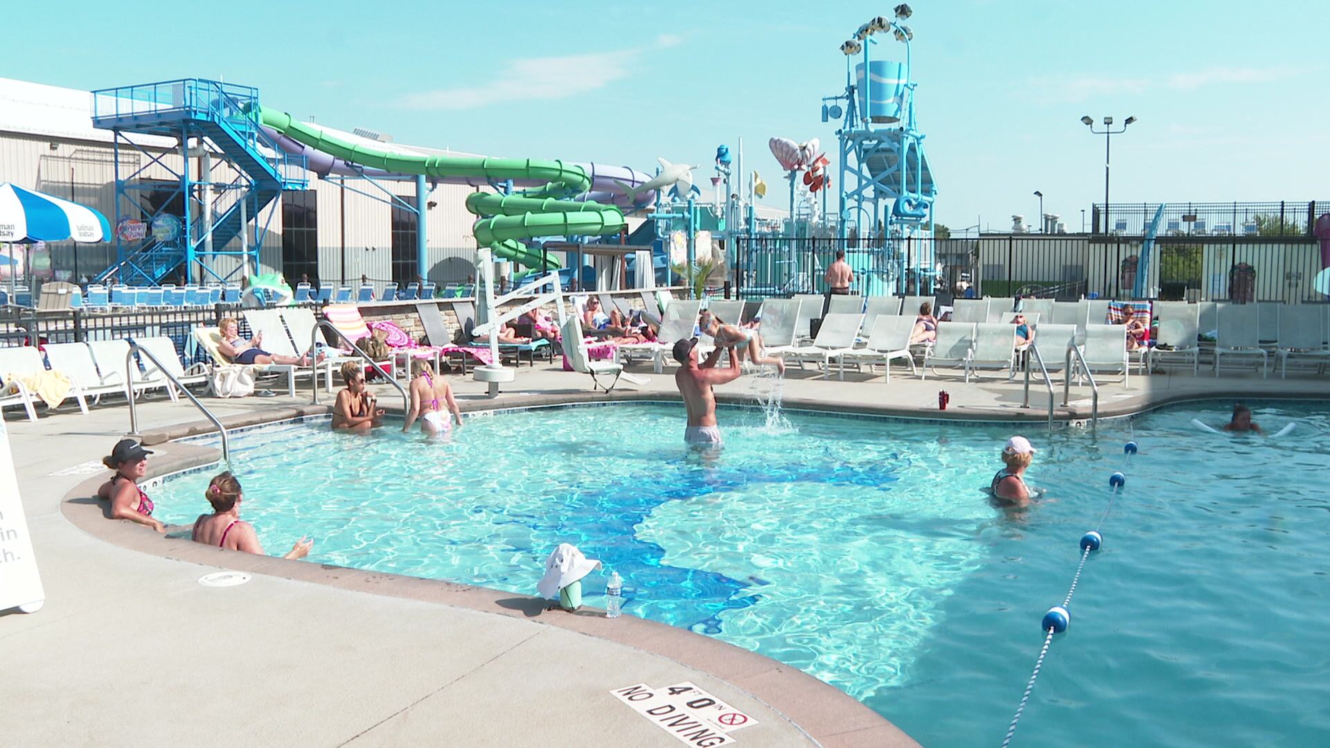 Fall heat wave brings record warmth to Southern Wisconsin