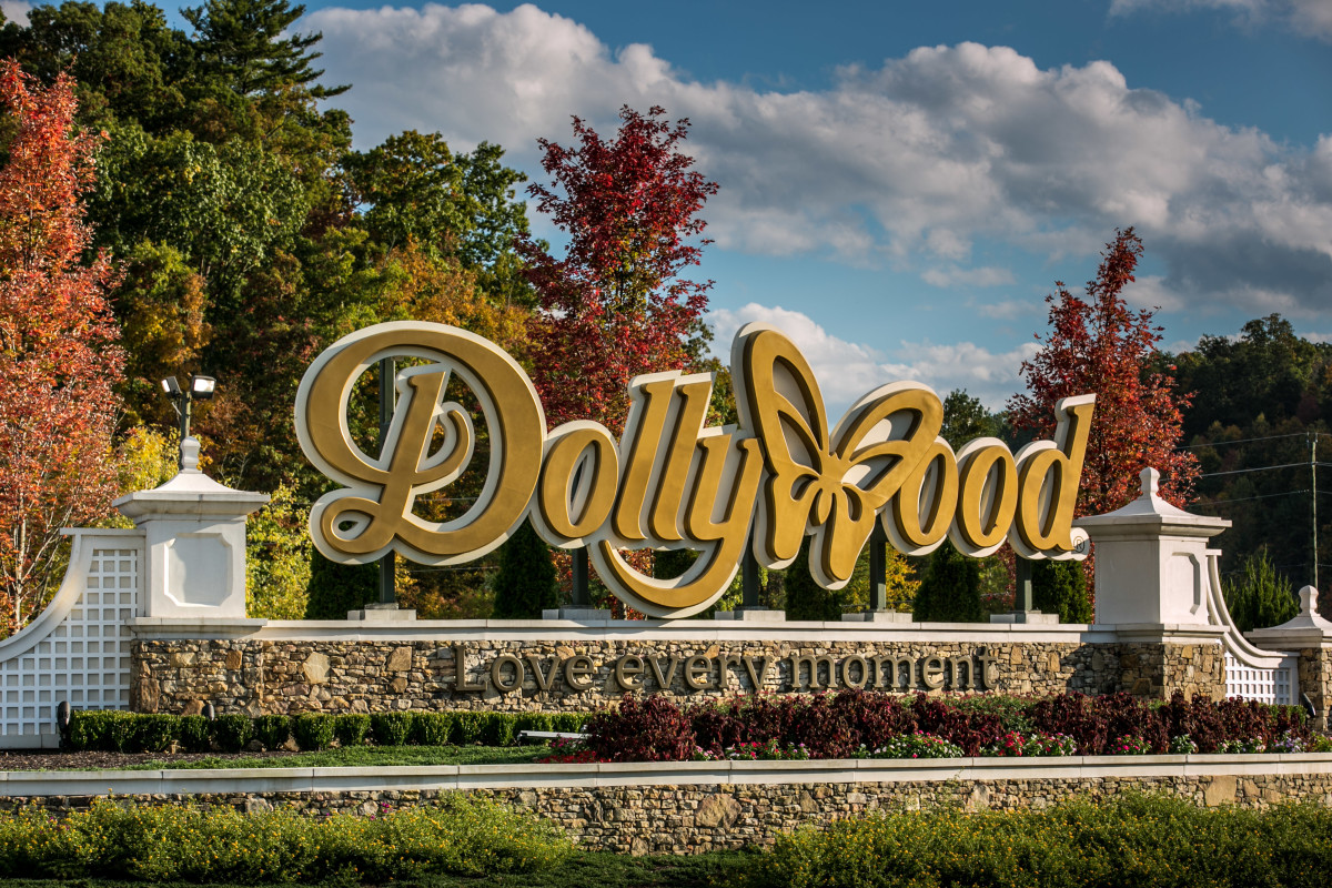 Dollywood Owners Permanently Close Two Amusement Parks