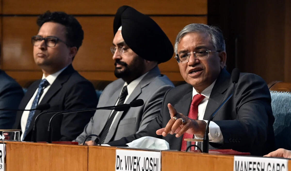 Bihar Election Commission Engages Political Parties for Transparent ...