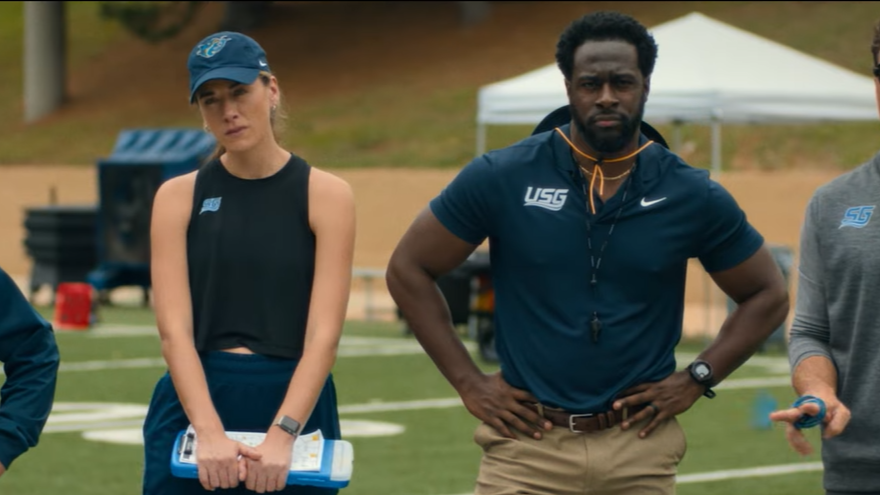 Playing Glen Powell’s coaches in Chad Powers wasn’t easy, stars from ...