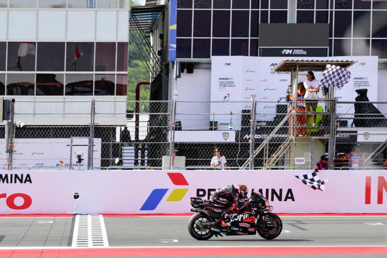 Bezzecchi explains stunning Indonesian GP sprint win charge after start ...