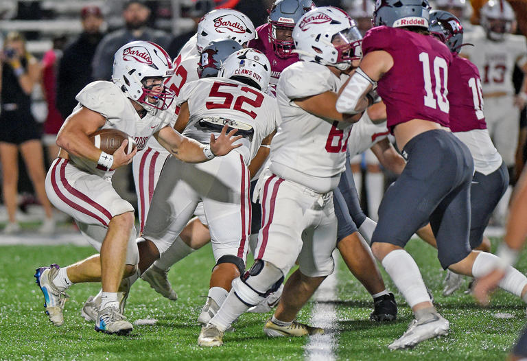 Gadsden-area high school football live updates, scores from AHSAA Week 7