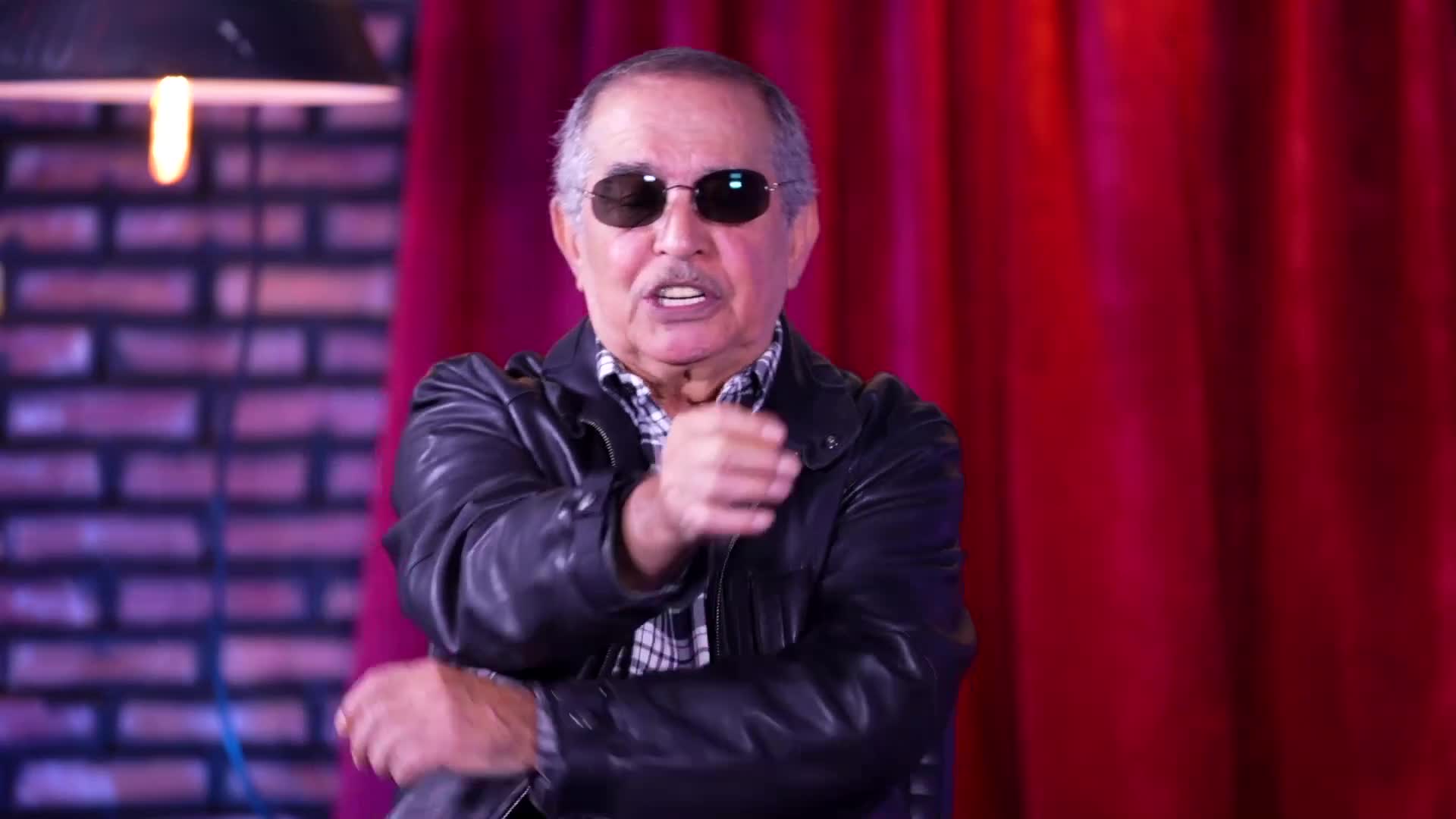 Álex Lora regresa al Auditorio Nacional | El Asalto a la Razón