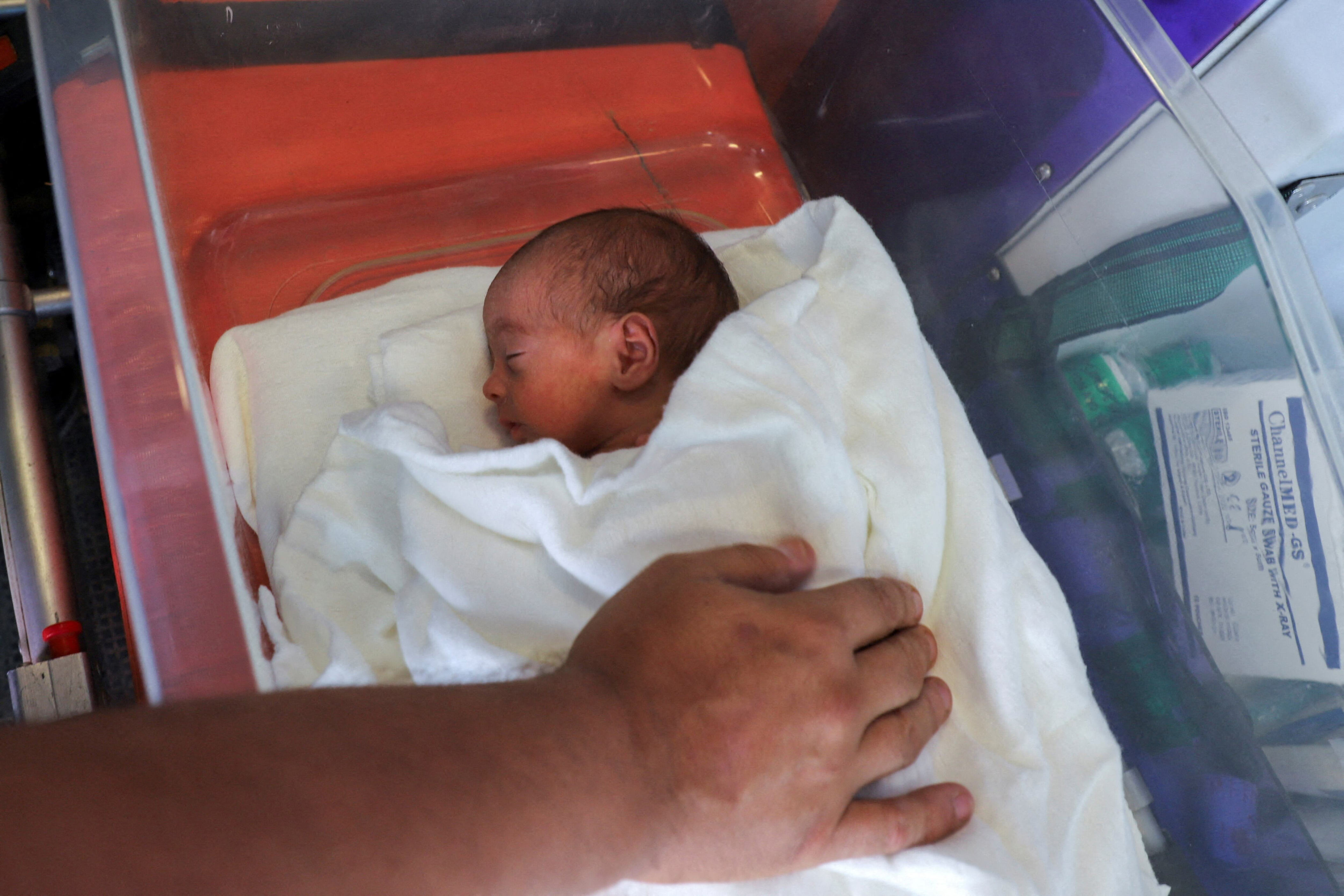 Situation for babies and mothers in Gaza 'never been worse', says Unicef
