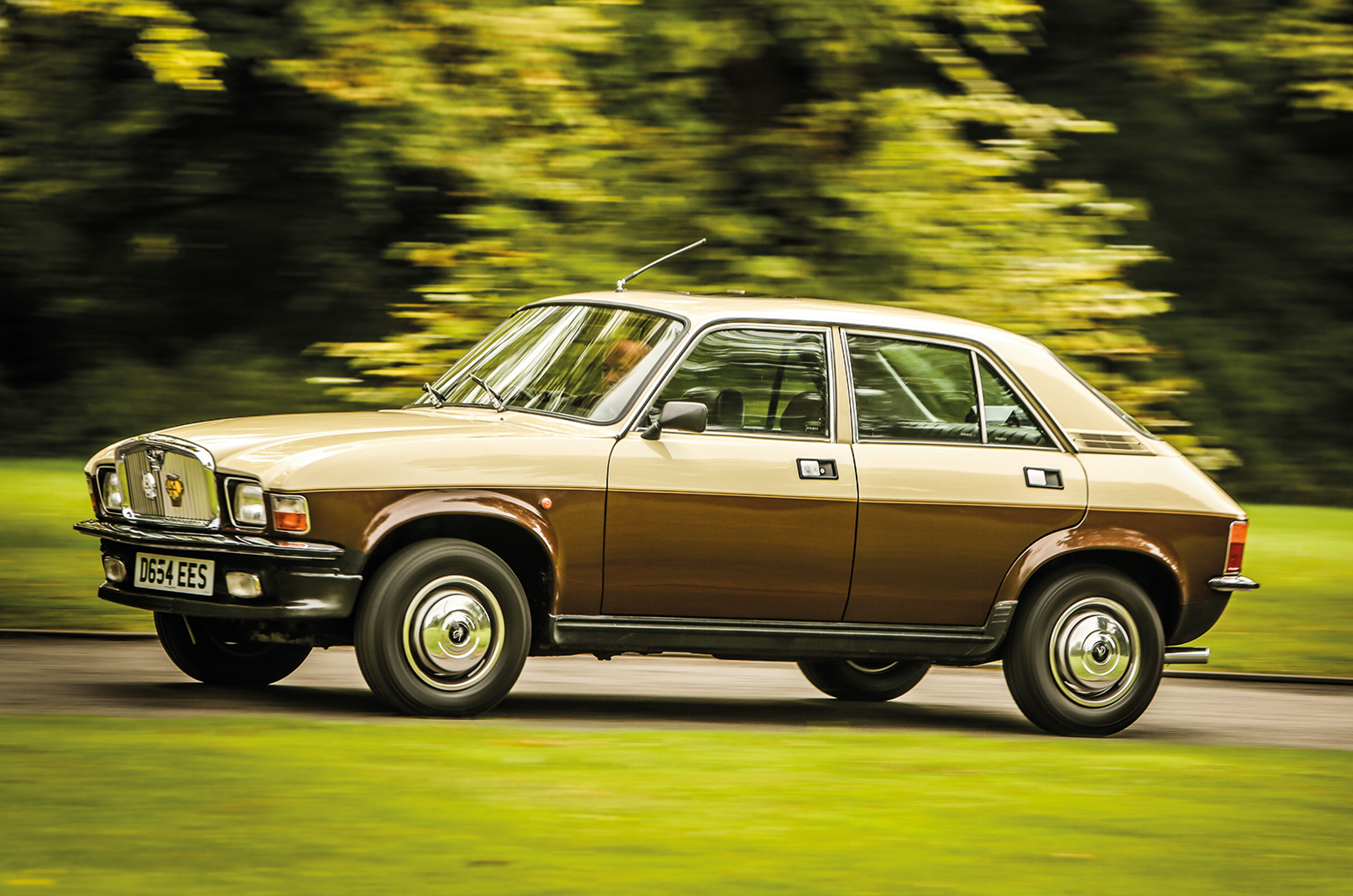 10 top luxury compact cars