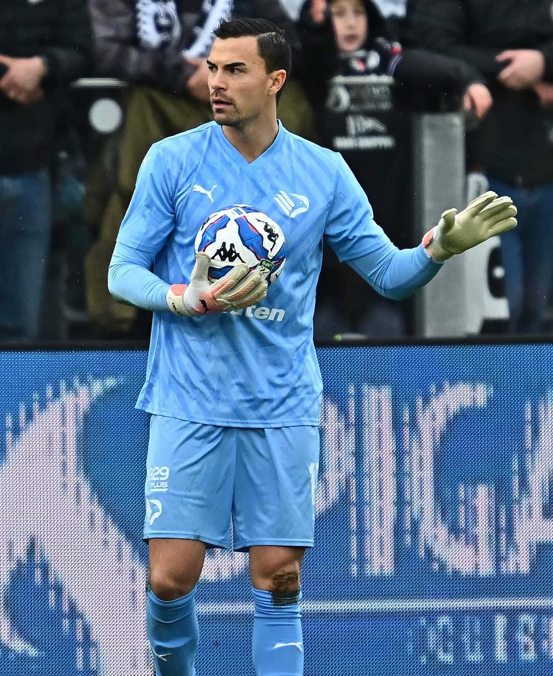 Indonesia loses Serie A goalkeeper for 2026 World Cup qualifiers