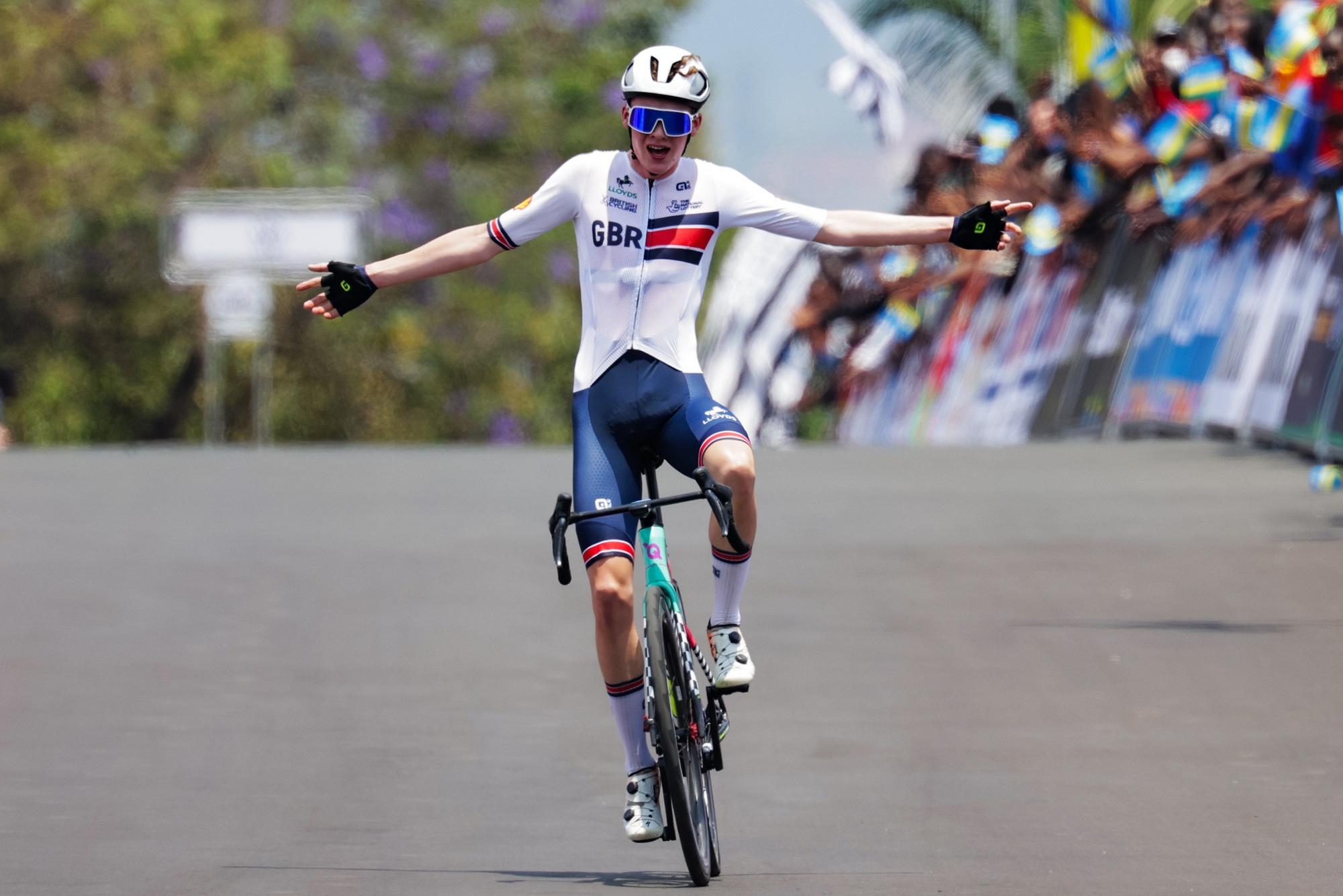 How Harrogate Nova cycling team helped turn Harry Hudson into a junior ...