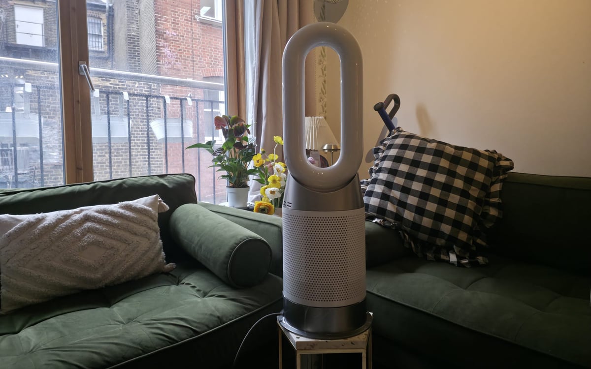 Dyson Purifier Hot+Cool HP1 Review: A triple-action air purifier ...