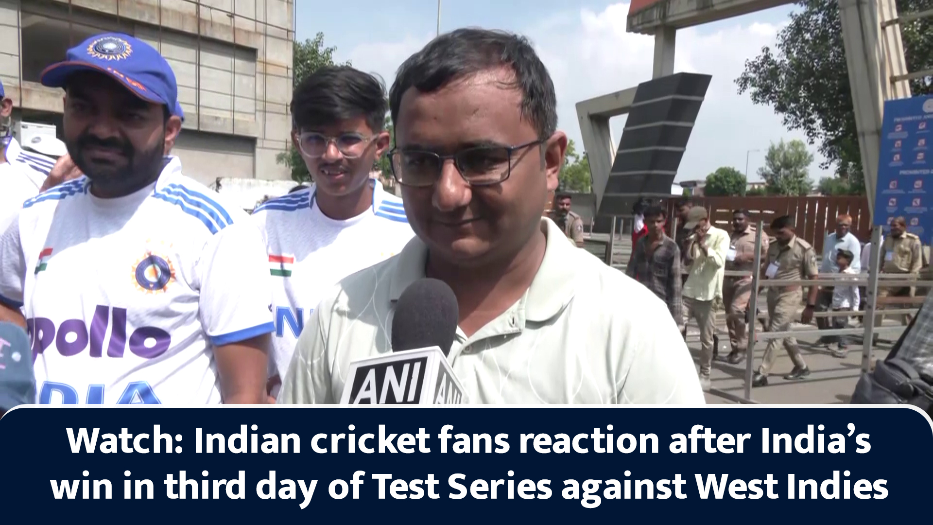 Watch: Indian cricket fans reaction after India’s win in third day of ...