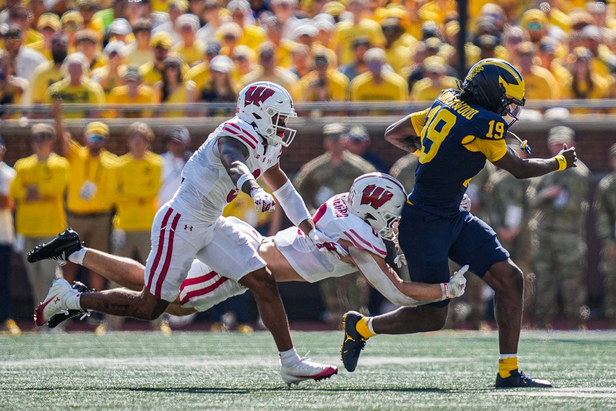 Michigan, USC's next opponent, plays atrocious first half against lowly ...