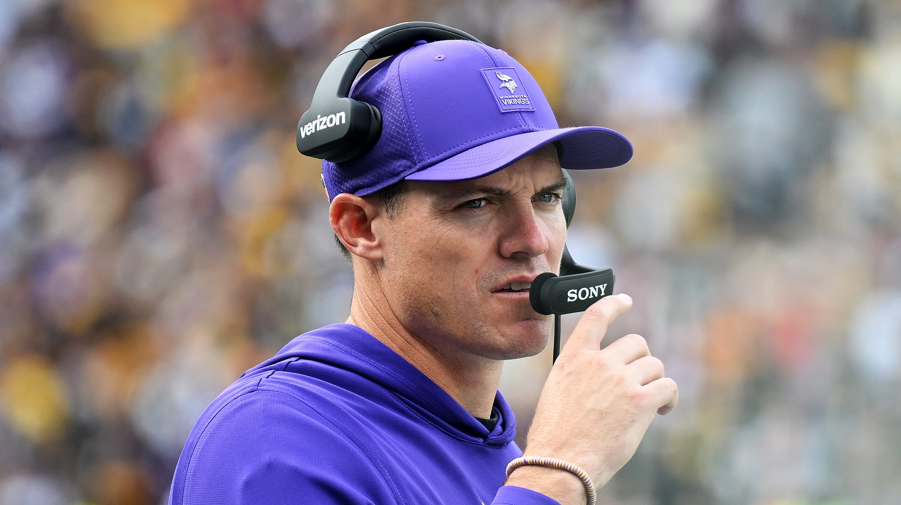 Vikings Coach Issues Clear Message on Potential QB Trade