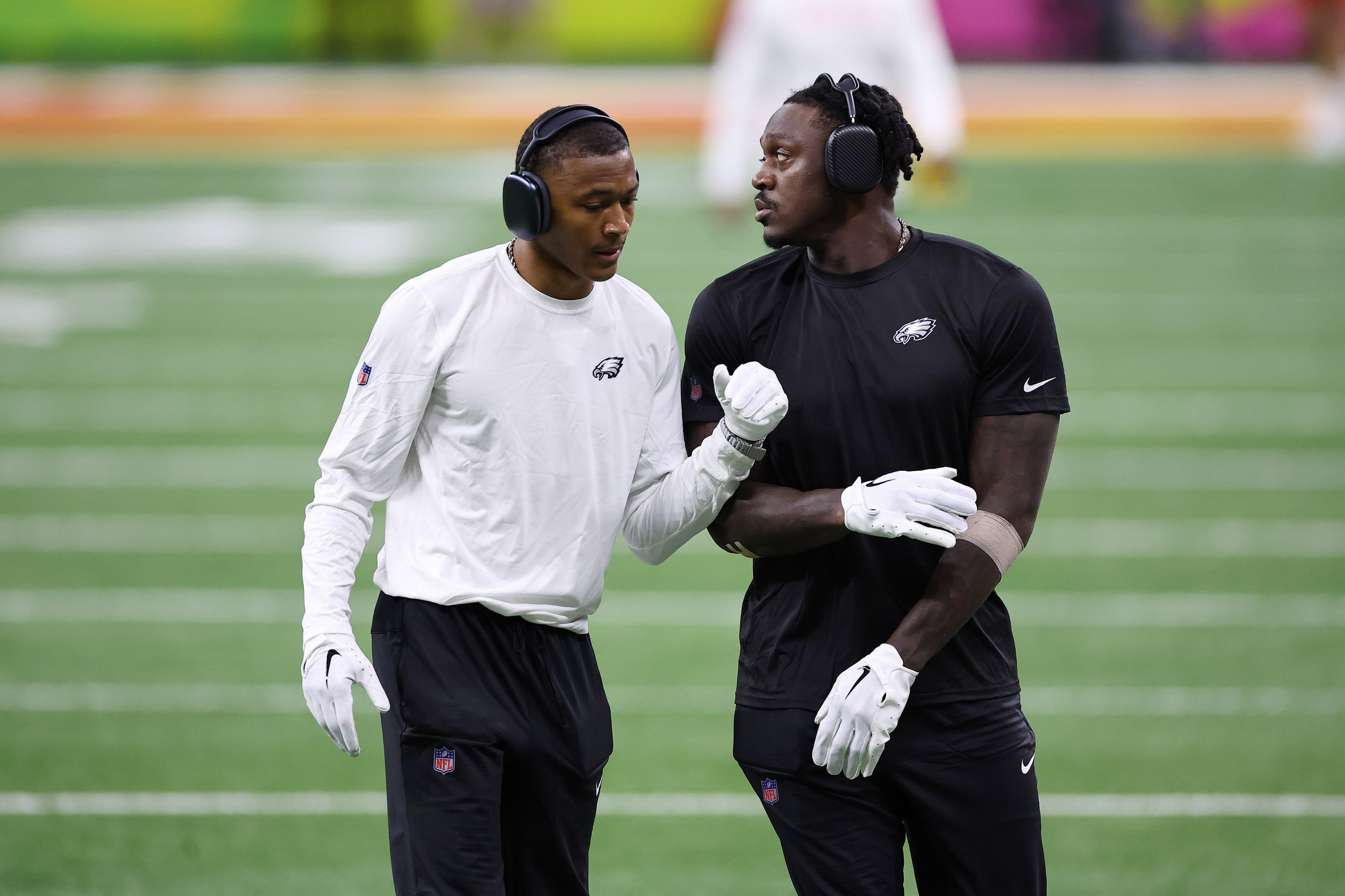 AJ Brown, DeVonta Smith both unhappy with Eagles’ offense