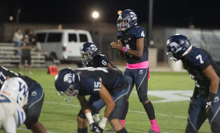 Gray, O'Neil power Stone Ridge Christian past Waterford on homecoming night
