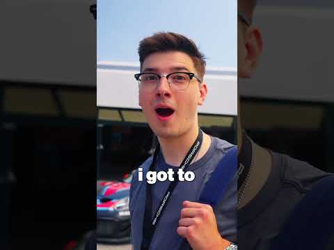 I raced the Fortnite car 🔥