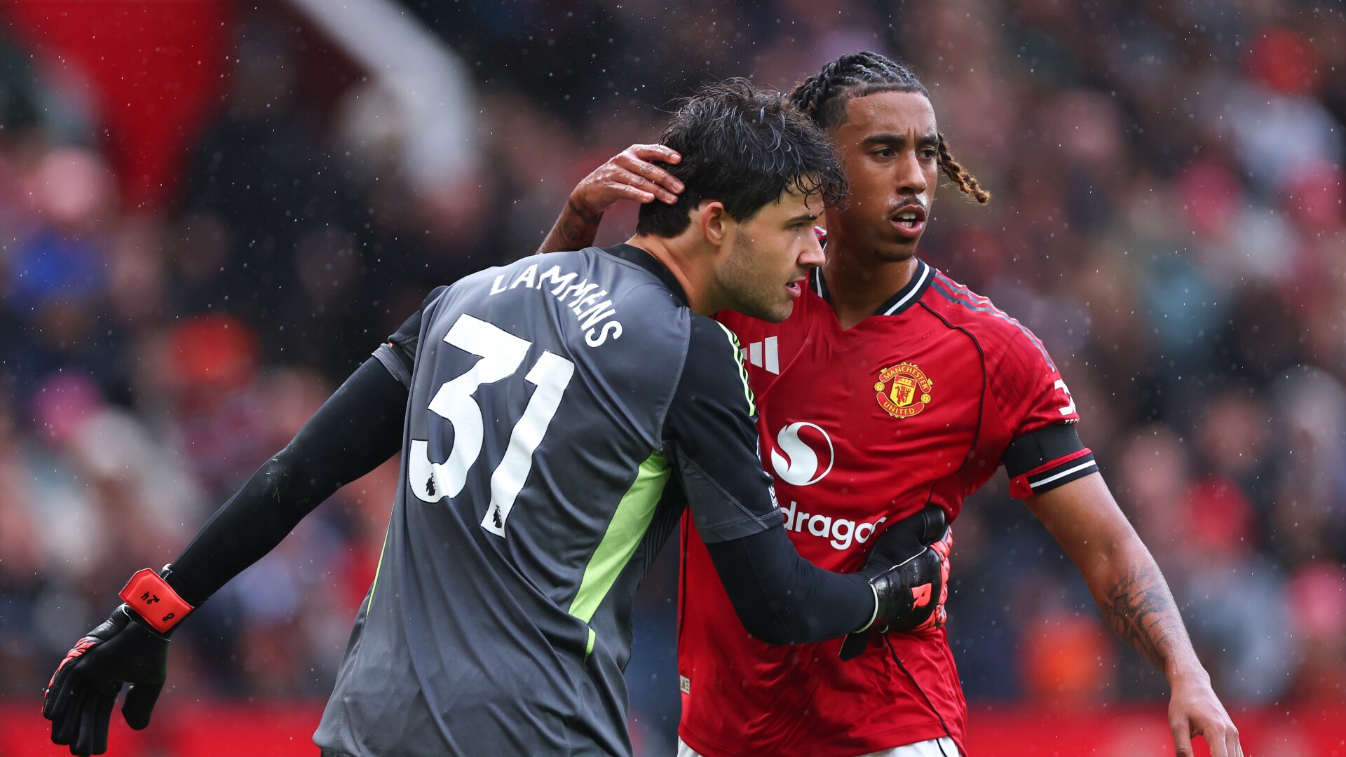 Manchester United vs Sunderland player ratings — Senne Lammens, Daniel ...