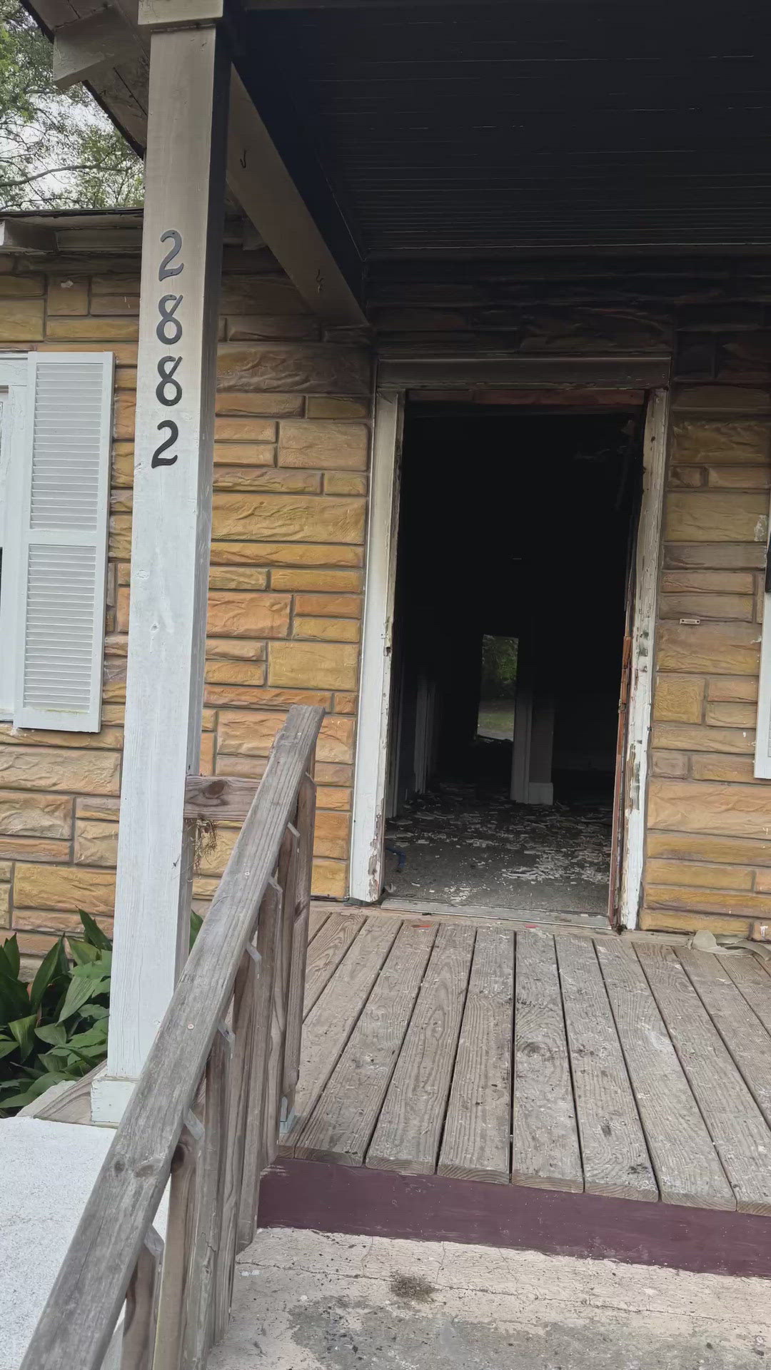 Woman found dead after fire at abandoned Macon home