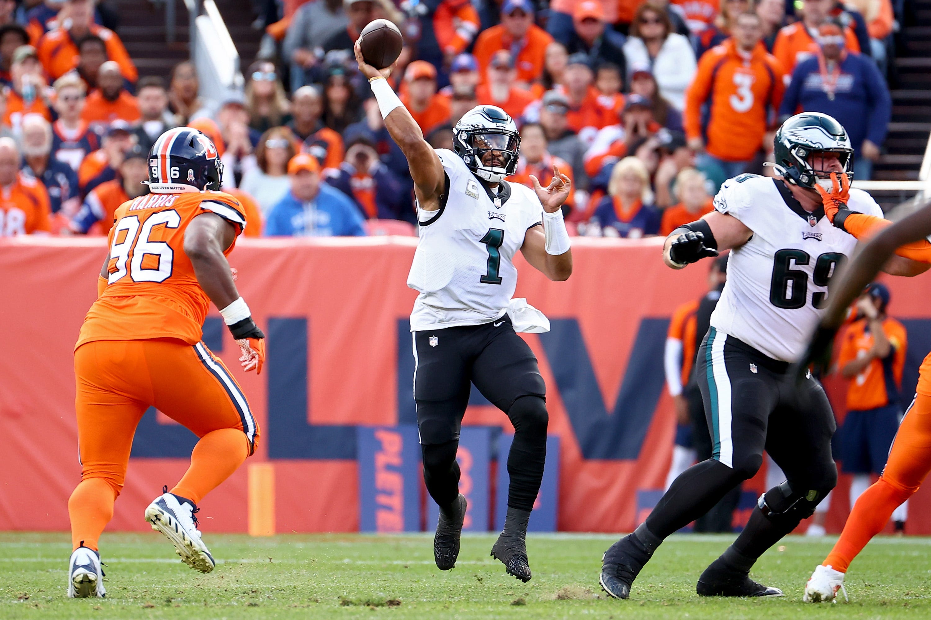 Philadelphia Eagles vs. Denver Broncos: NFL experts make Week 5 picks