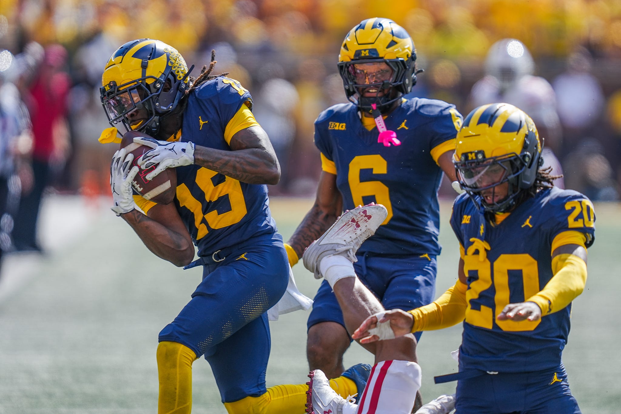 Michigan football gets wave of key players announcing return in 2026