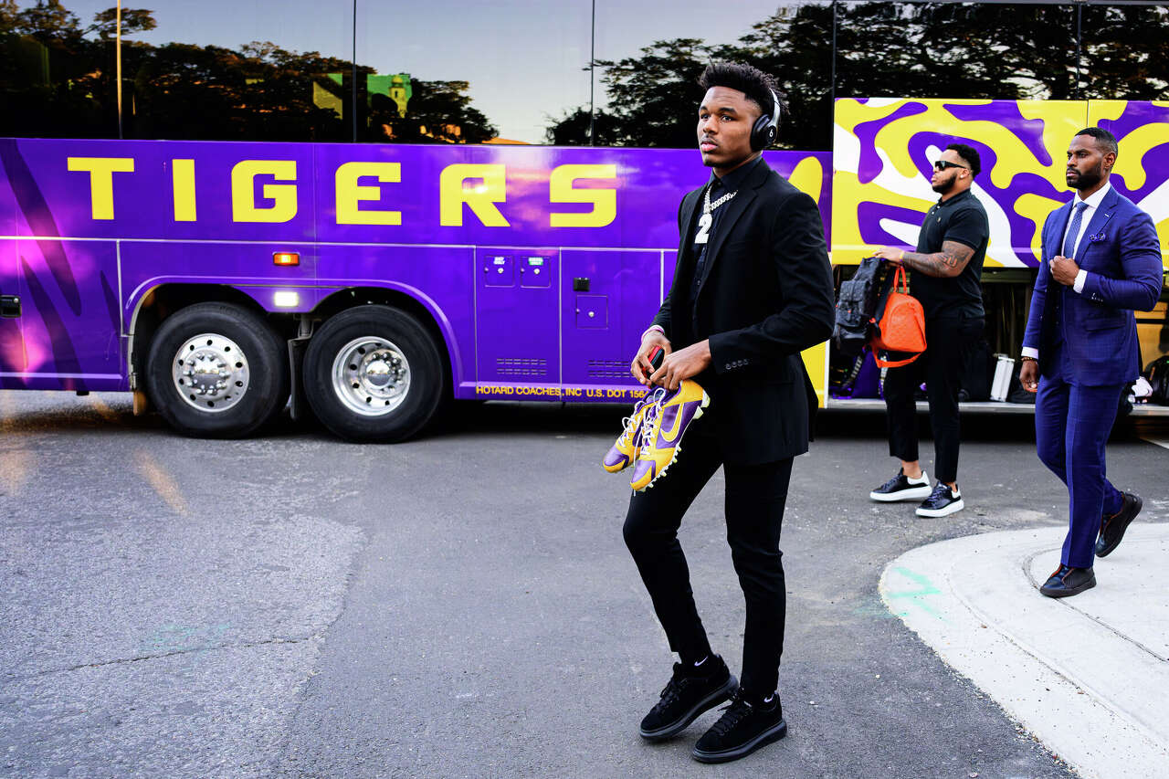 Attorney: New details in Kyren Lacy case show LSU star did not cause ...