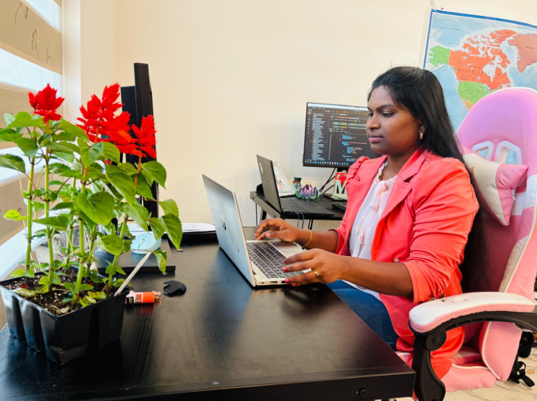 Analyzing Life to Architecting the Cloud: The Unconventional Journey of a Digital Visionary