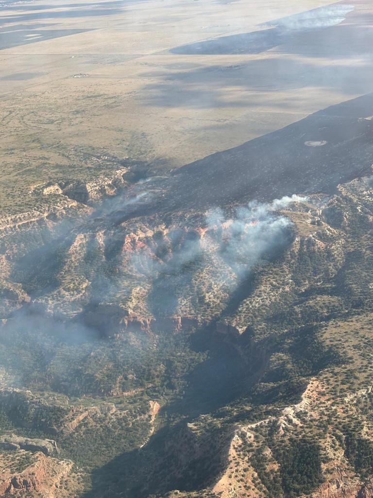 Tule fire near Silverton 100% contained