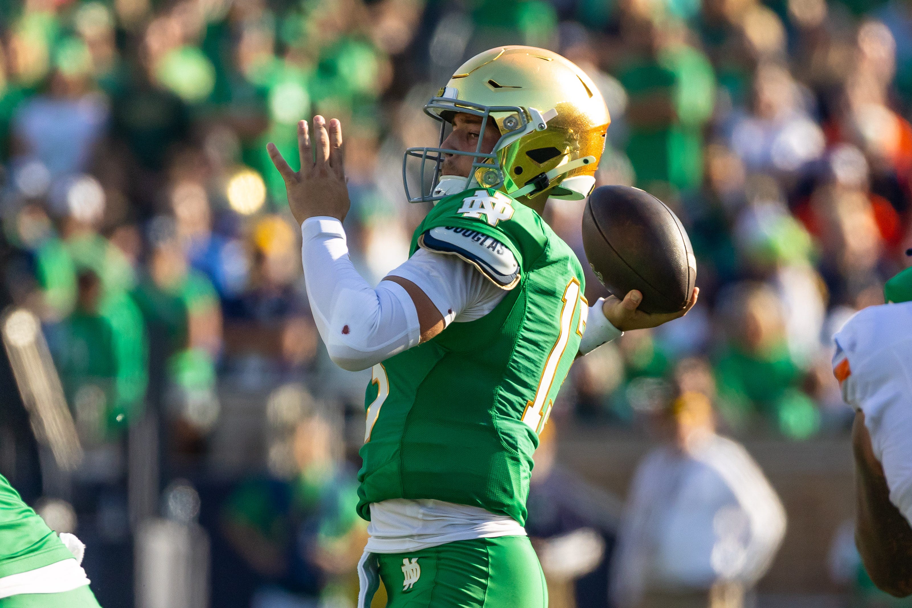 How would No. 21 Notre Dame football handle a struggle at home on Saturday?
