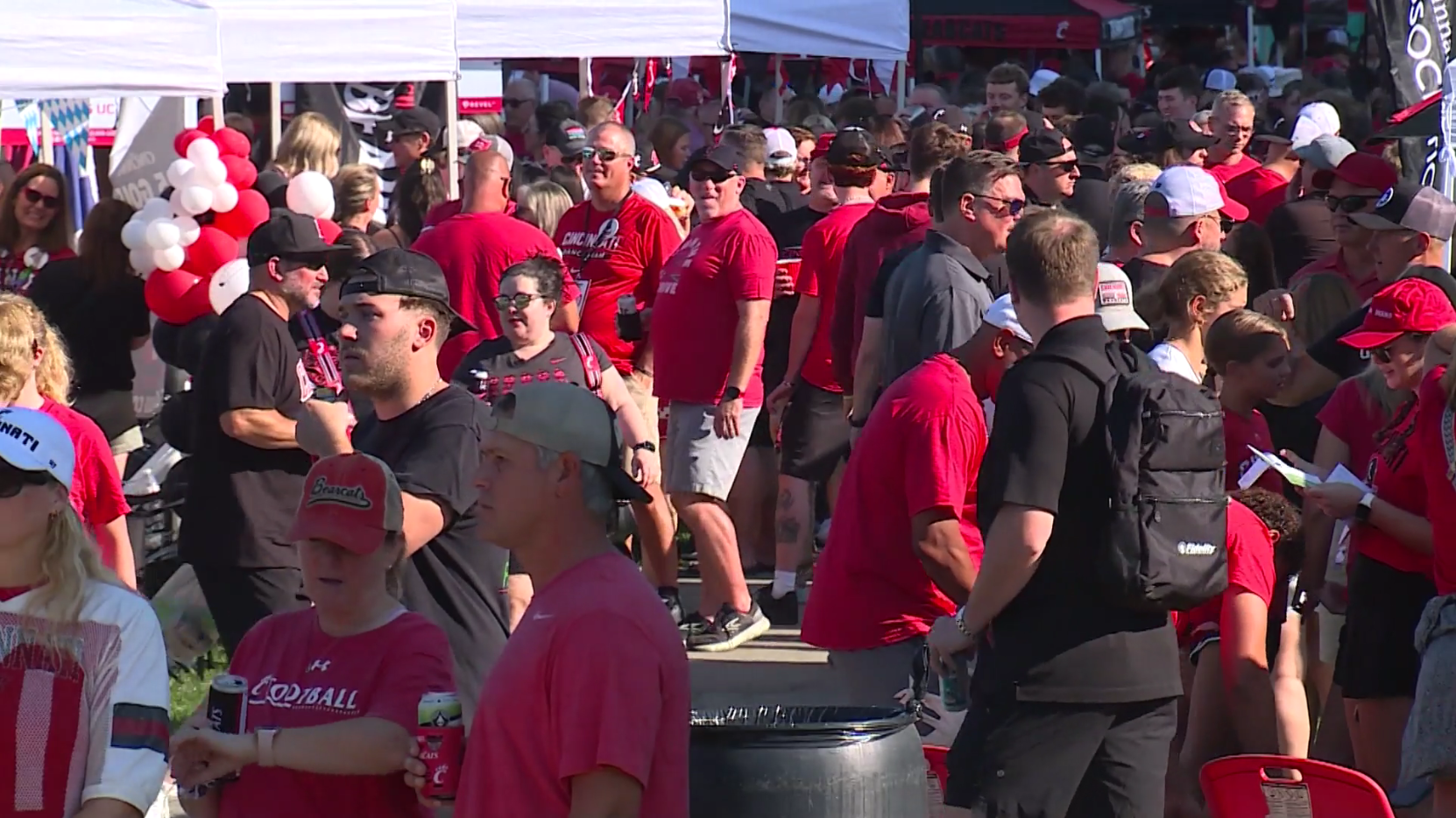 Football and family collide as UC celebrates Family Weekend