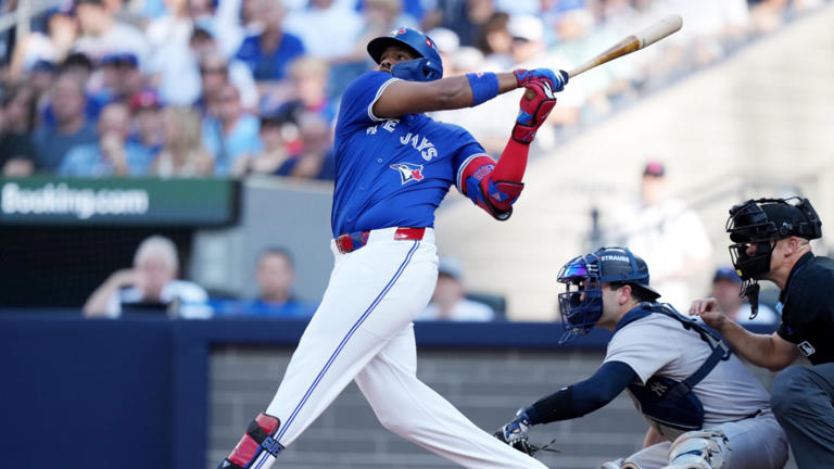 Blue Jays’ Guerrero Jr., Springer named finalists for 2025 AL Hank ...