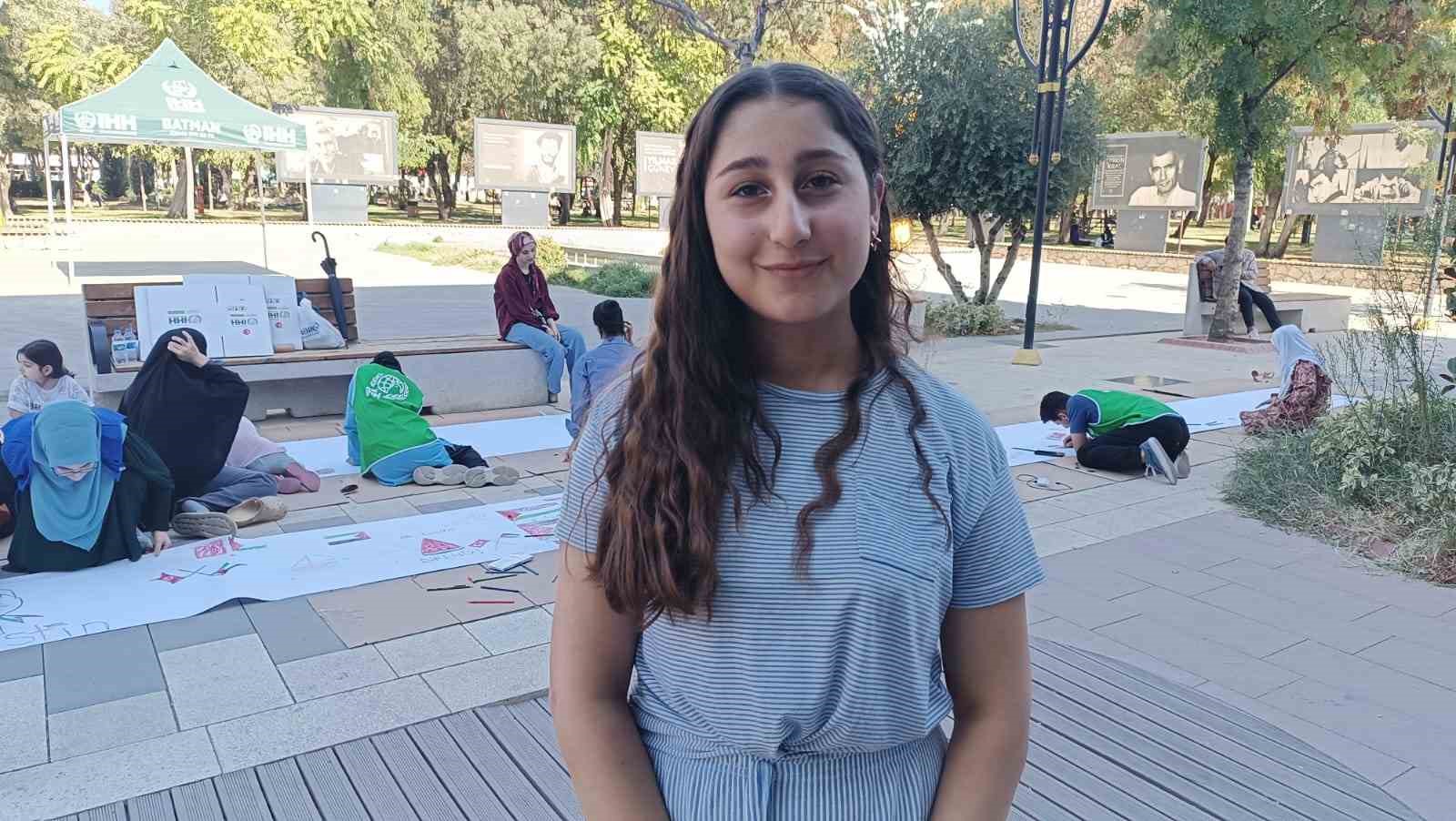 Batman’da İsrail’in Gazze saldırılarına çizimlerle tepki gösterildi