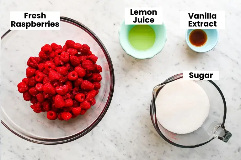 Homemade raspberry jam (easy, no pectin needed!)