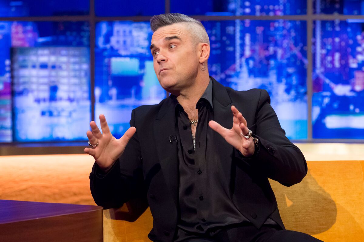Robbie Williams révèle qu’il vit avec le syndrome de Gilles de la ...