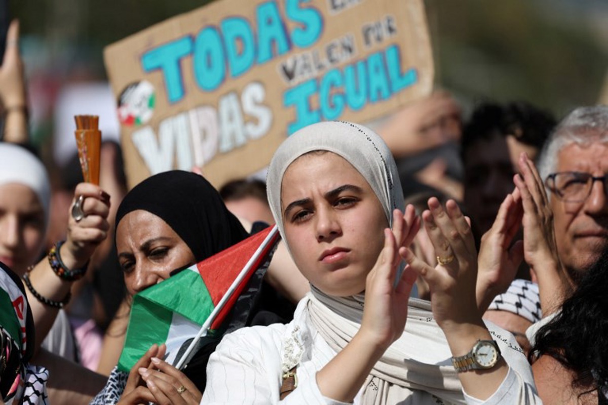 Israëlisch-Palestijns conflict - Tienduizenden betogen in Barcelona uit ...